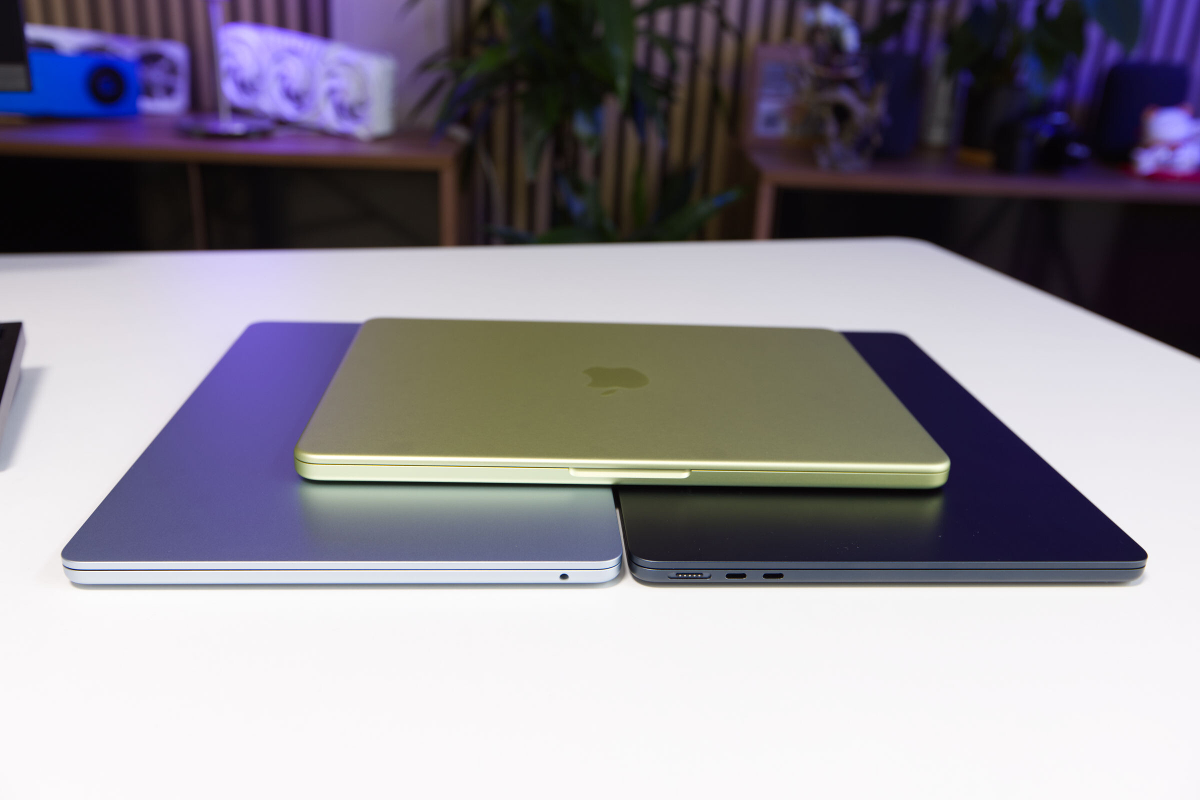 MacBook comparison and buying advice 2026: Performance and market ...